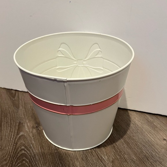 Accents | Viral Tiktok Pink Bow Bucketpail New | Poshmark